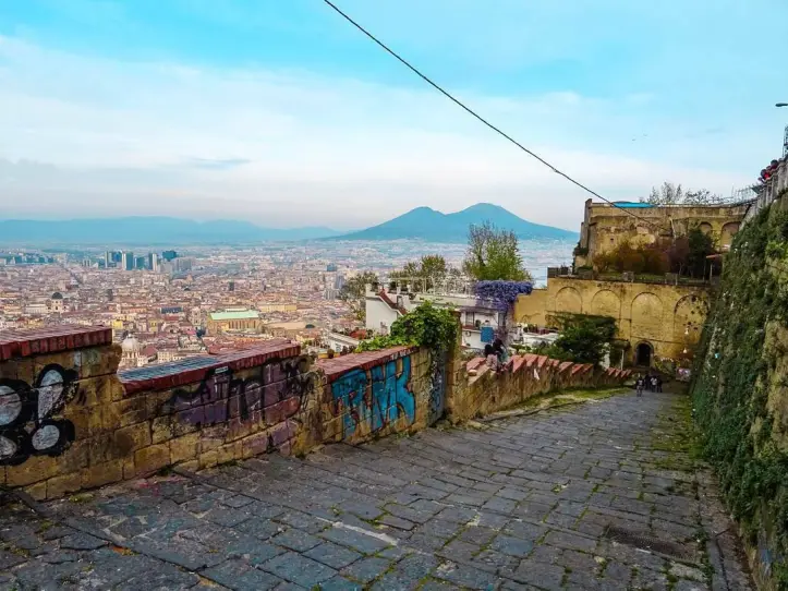 Vertical Naples: 3 stepped routes to discover the city from another ...
